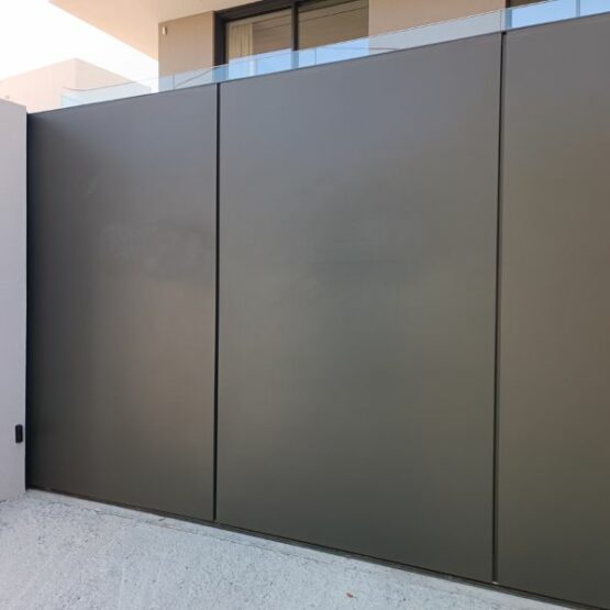 AUTOMATIC SLIDING GATE WITH PIVOT PEDESTRIAN ENTRANCE & FENCE